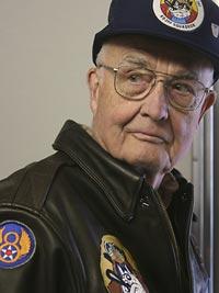 Famed WWII warbird takes veterans on a memory ride | The Seattle Times