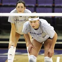 UW Volleyball: Huskies take off on an adventure | The Seattle Times